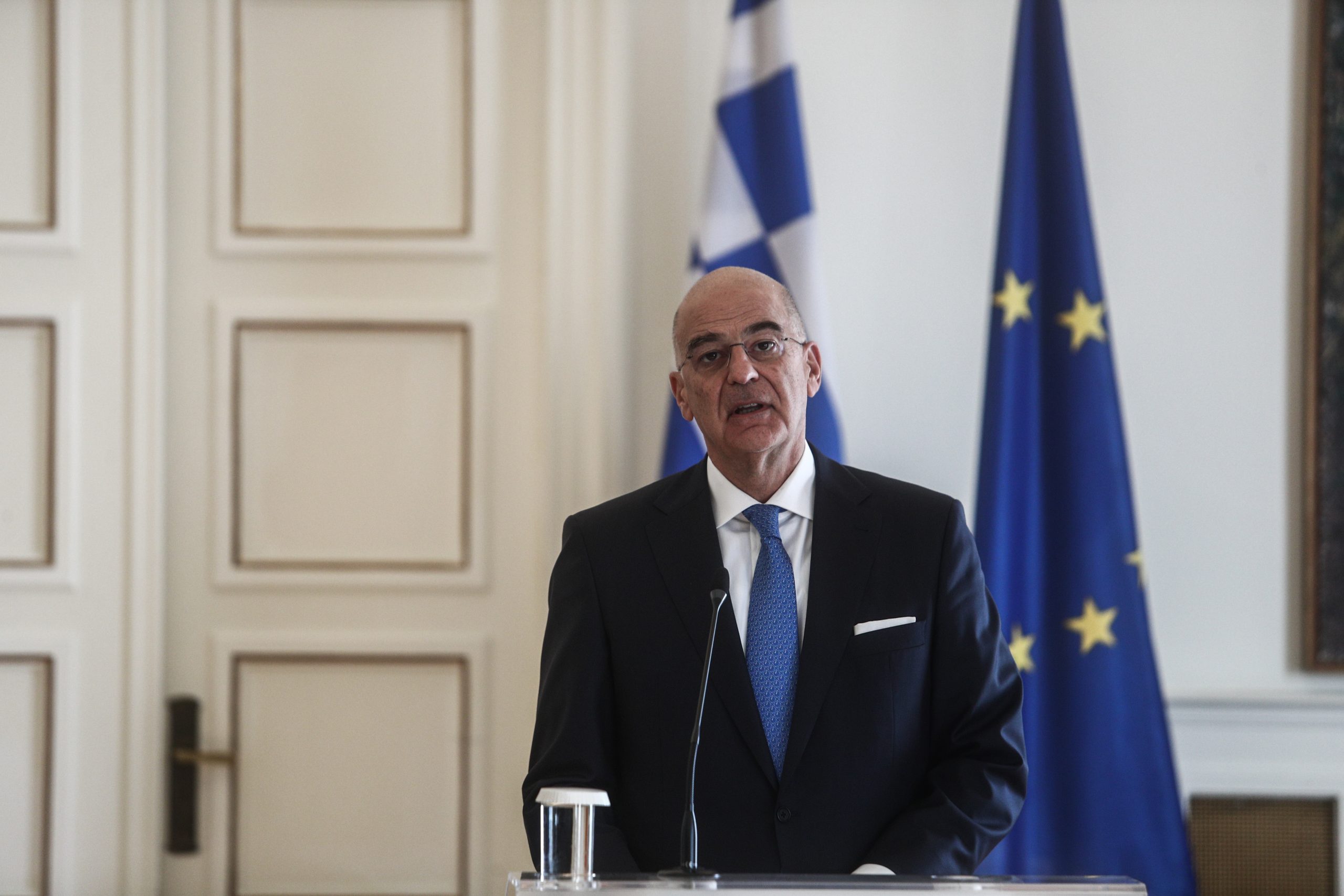 Στην Πρίστινα αύριο ο Νίκος Δένδιας - Paraskhnio.gr