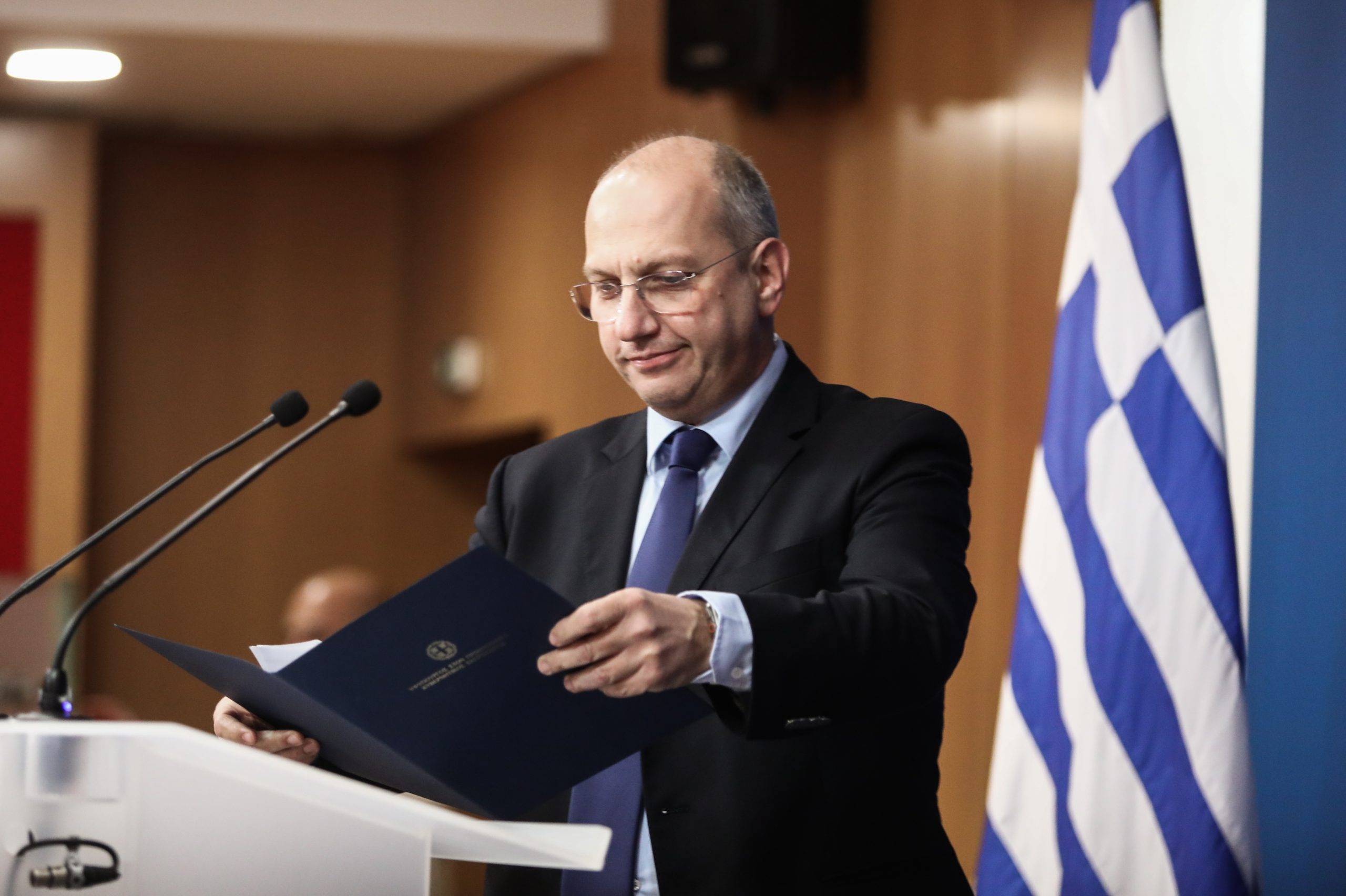 Τι είπε ο Οικονόμου για την ακρίβεια και τις διαμαρτυρίες καλλιτεχνών ...