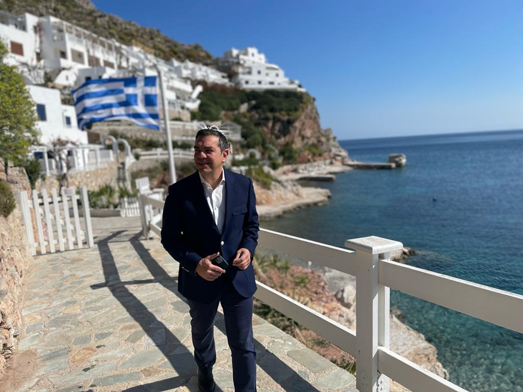 «Ένα έμπρακτο δείγμα της Ελλάδας που θέλουμε» είδε στην Τήλο ο Τσίπρας ...
