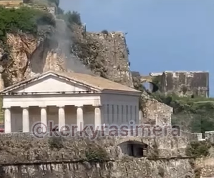 Κέρκυρα: Έσβησε η φωτιά στον ιερό ναό Αγίου Γεωργίου στο Παλιό Φρούριο ...