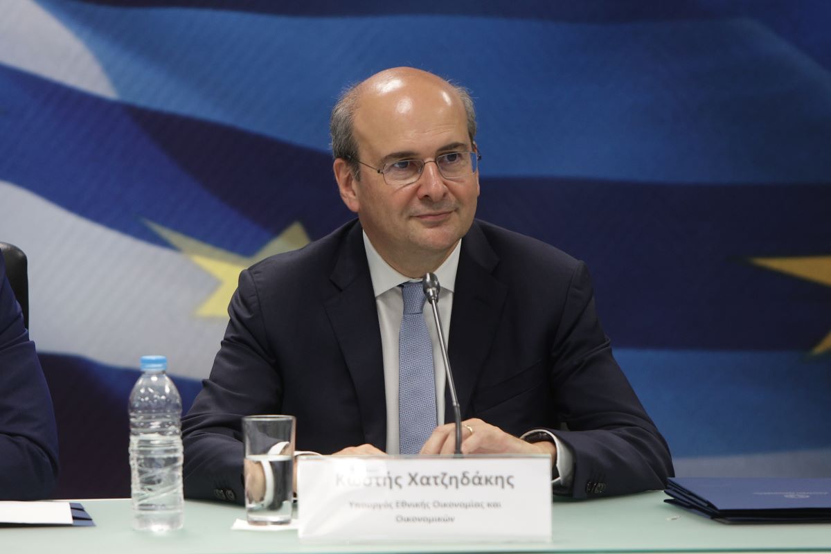 Τι συζητήθηκε μεταξύ Χατζηδάκη και Ενωσης Τραπεζών - Paraskhnio.gr