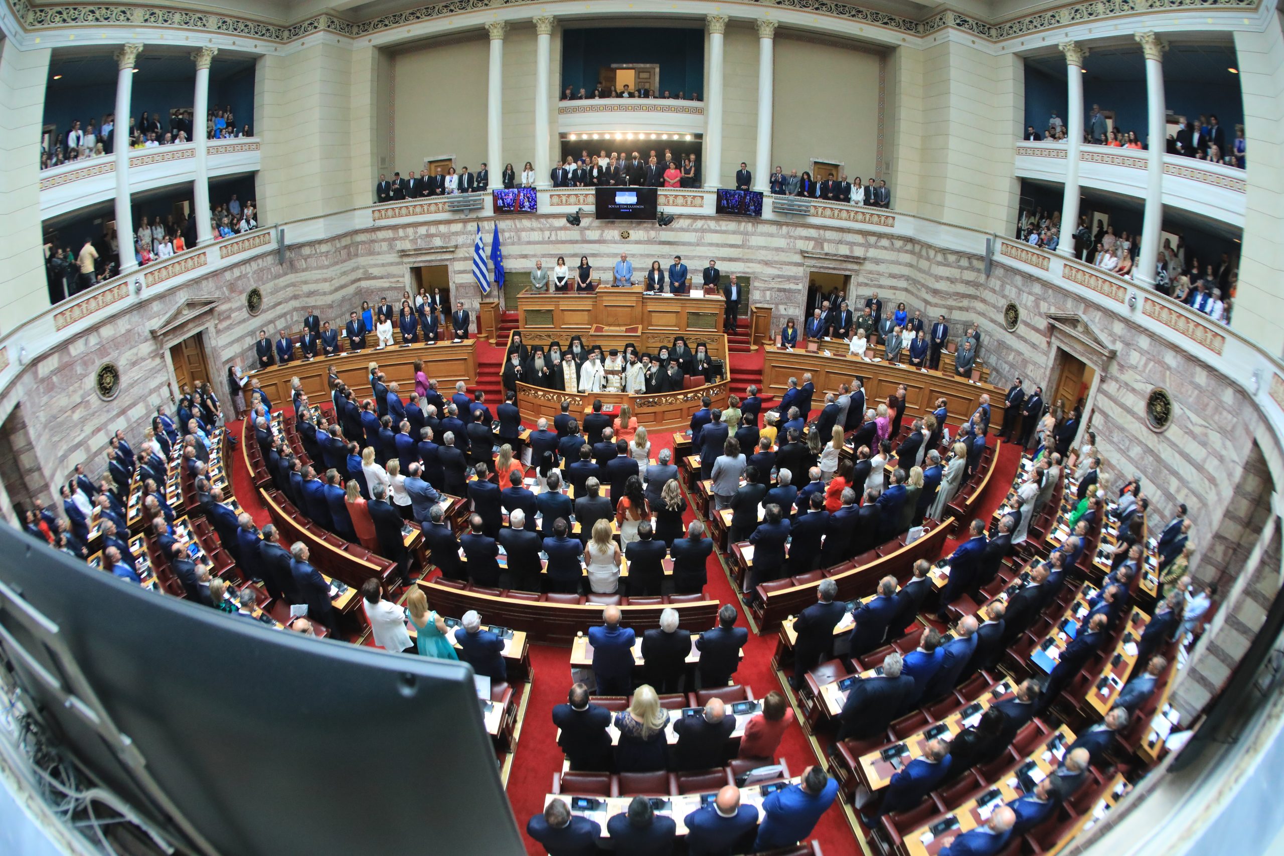 Άρση ασυλίας για Δούρου, Κοτρωνιά, Καλαματιανό εισηγείται η Επιτροπή ...