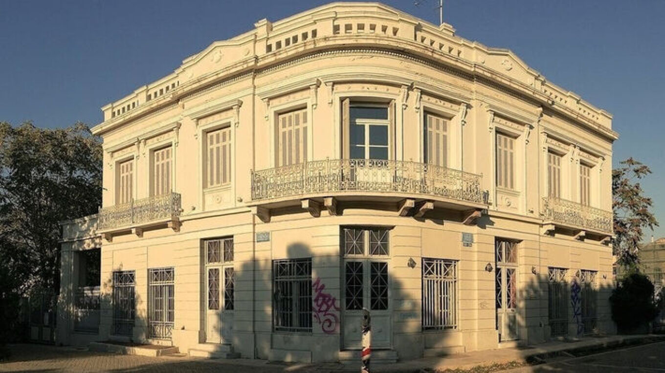 Ανακαλείται η άδεια χρήσης του κτιρίου που στεγάζει τον Σύλλογο Ελλήνων ...