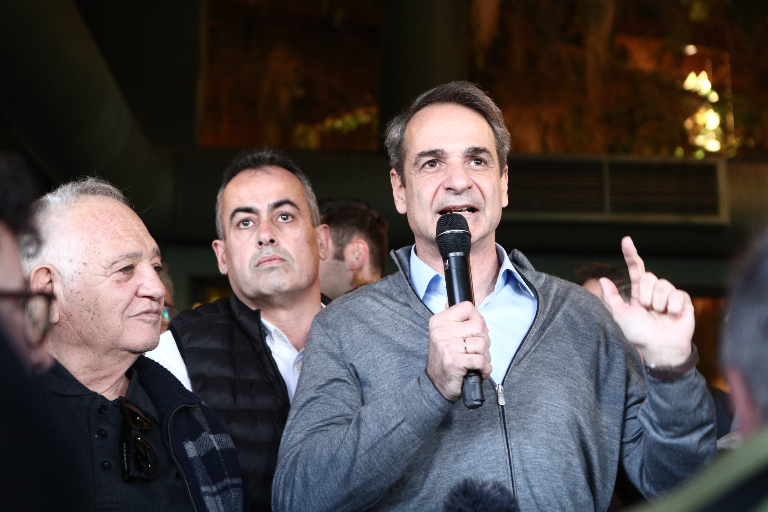 «Η ΝΔ το μόνο πραγματικά λαϊκό κόμμα» διεμήνυσε από το Χαϊδάρι ο ...